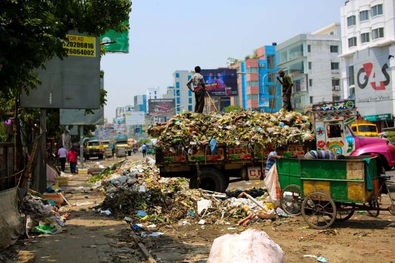 Waste Management Crisis in India. | Manafuli Group